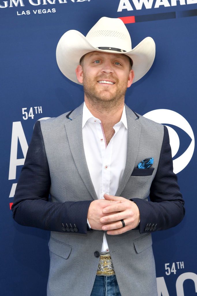 Justin Moore Drops Video for "Why We Drink"! - 98.5 KYGO