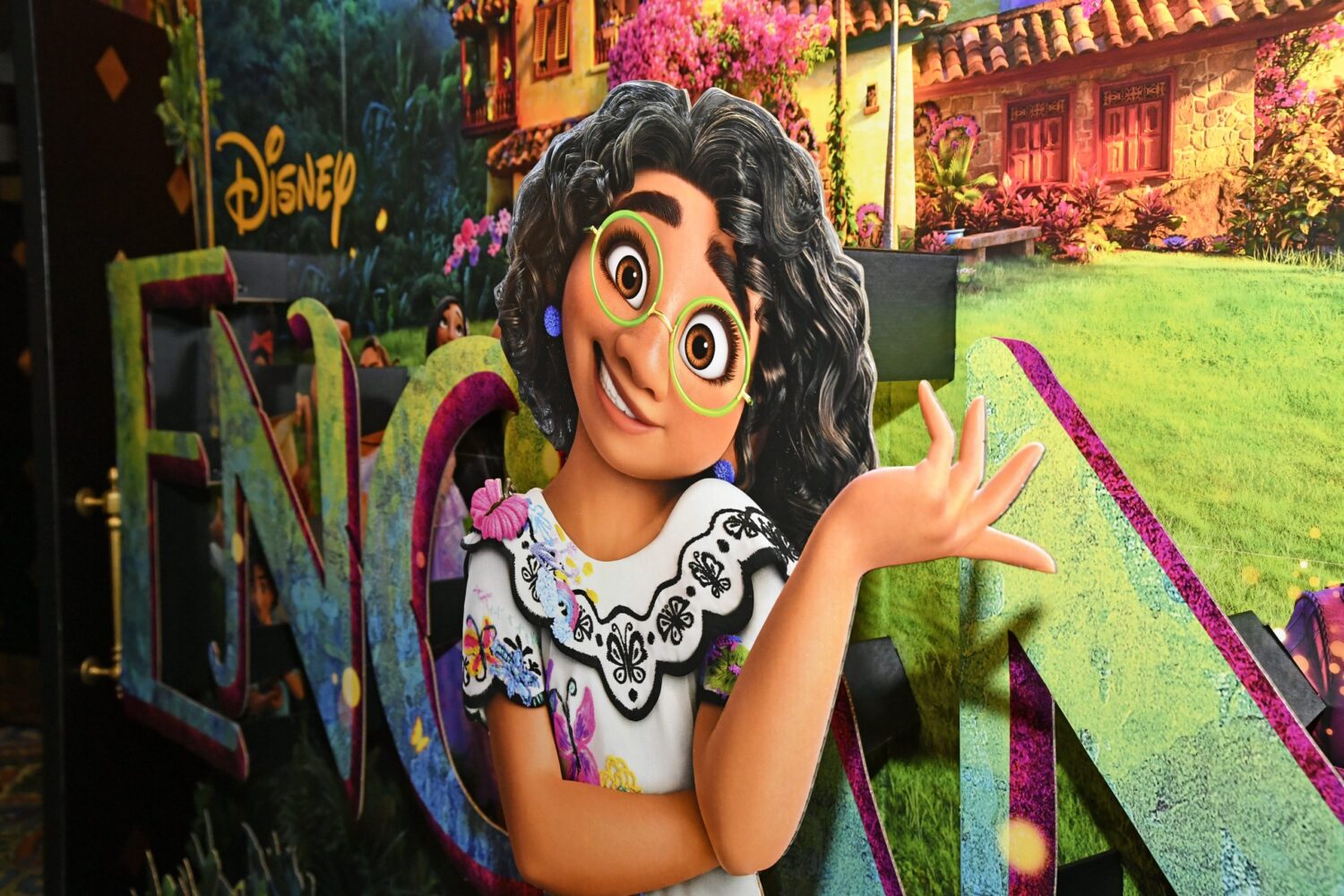 There's an Immersive Disney Experience On It's Way to Denver - 98.5 KYGO